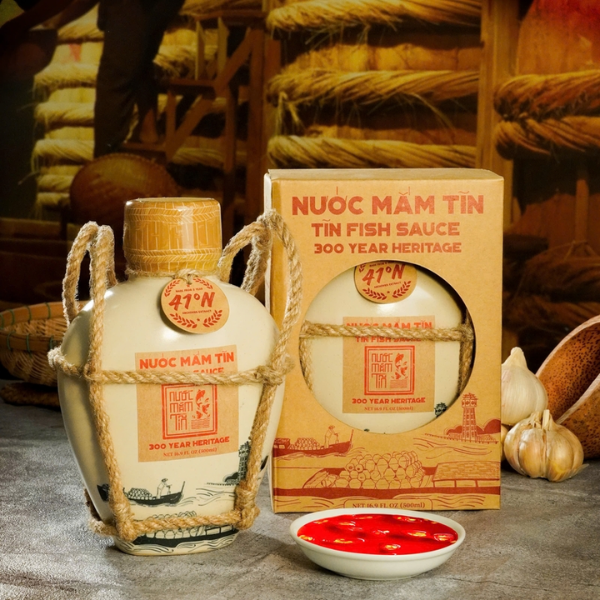 Golden Anchovy Fish Sauce 500ml – Út Hiền Louisiane Seafood & Snacks